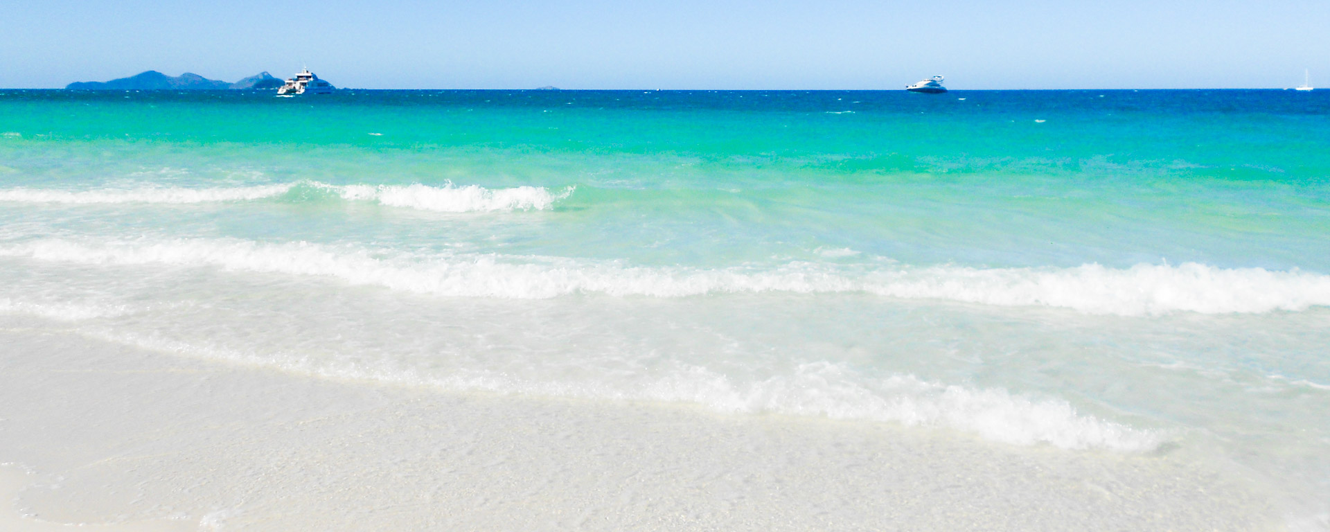 Australias Queensland White Beach